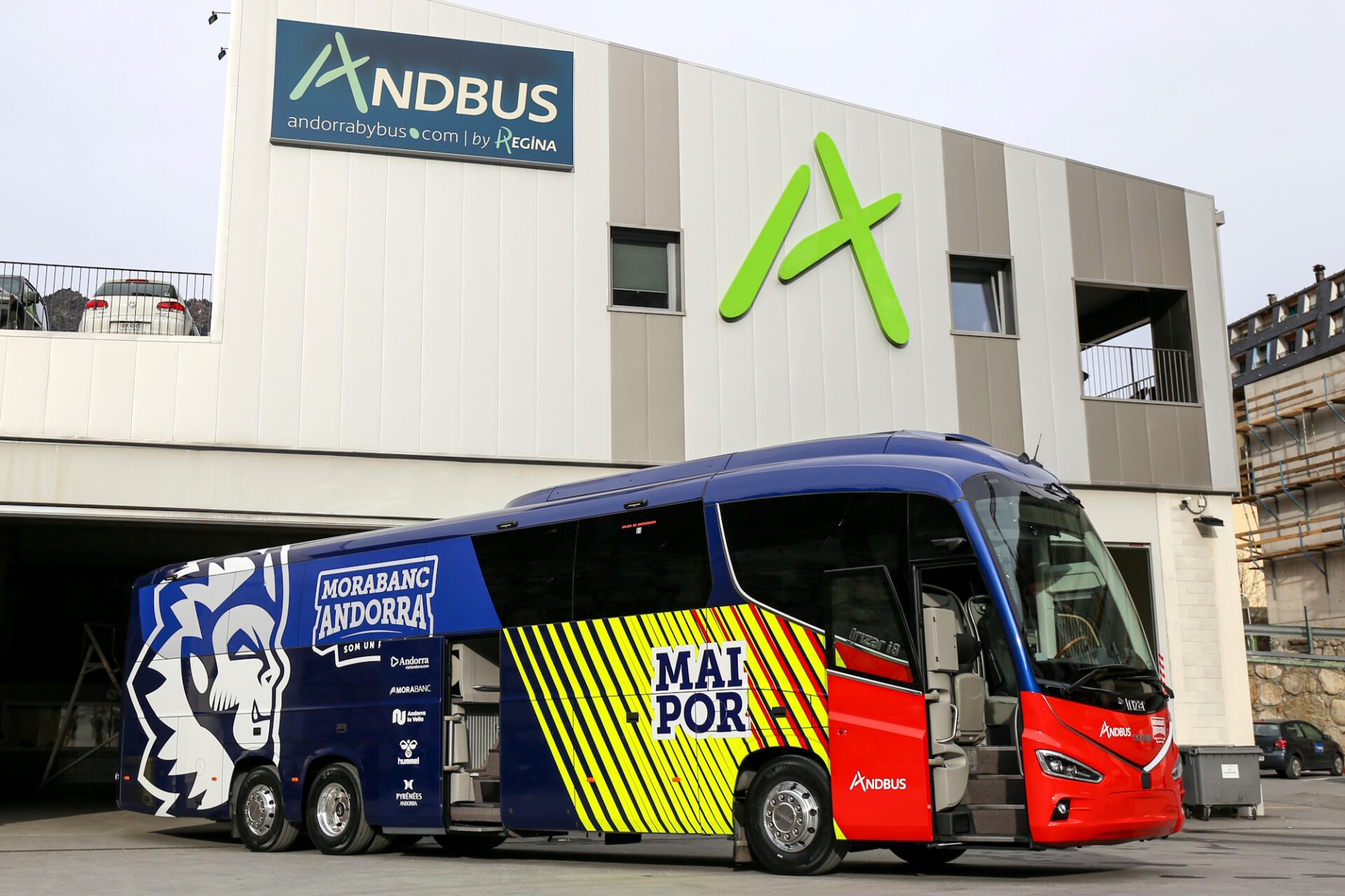 Un nou autobús de darrera generació per al MoraBanc Andorra - BC ...